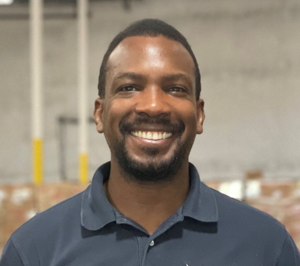 Proper vs. Improper Lifting: Impact on the Spine - Fit For Work